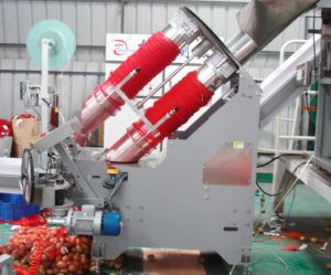 Full Automatic Mesh Bag Clipping Machine | Mesh Bag Clipping Machine ...